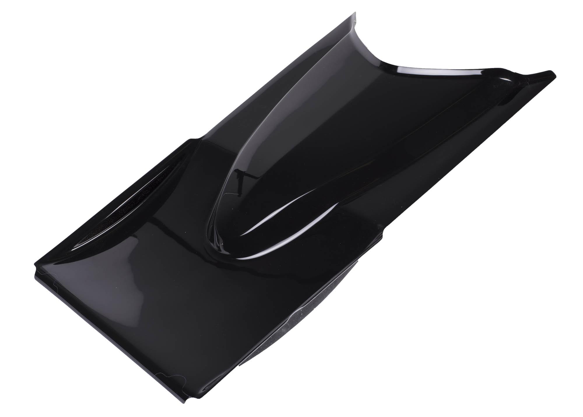 Aero Lower Center Hood Section X4-X7 Black